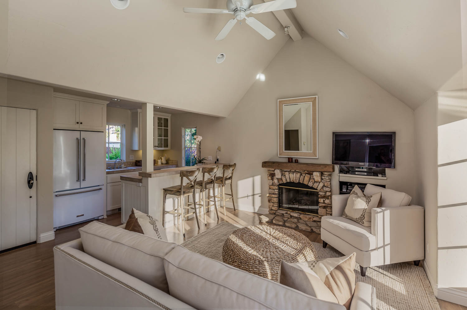 60 Valley Court | Hugh Cornish : Real Estate of Atherton, Menlo Park ...