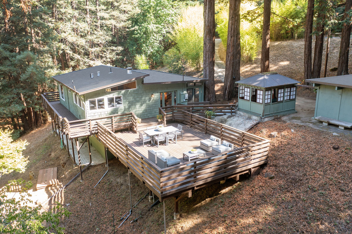 890 Patrol Road, Woodside
