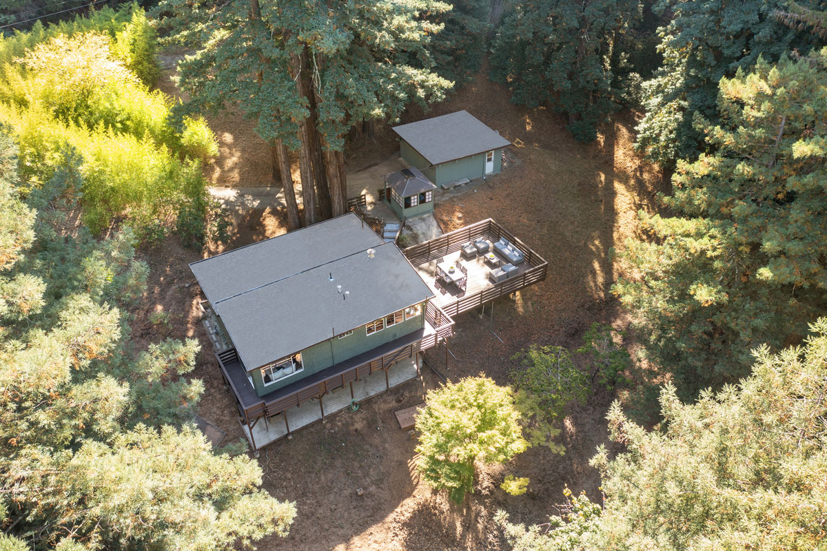 890 Patrol Road, Woodside