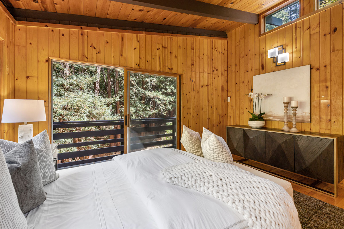 890 Patrol Road, Woodside