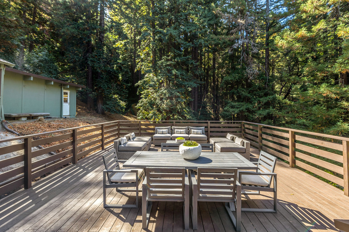 890 Patrol Road, Woodside